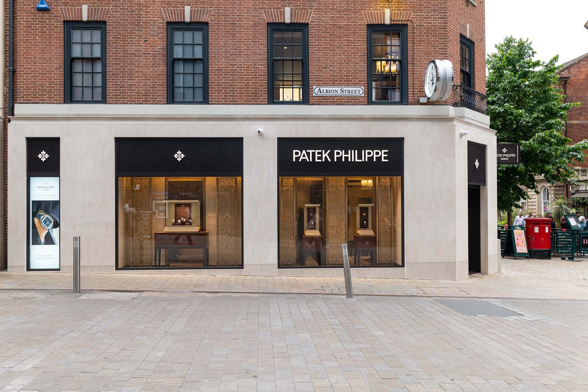 Official Patek Philippe Retailer - Leeds - Patek Philippe Boutique ...